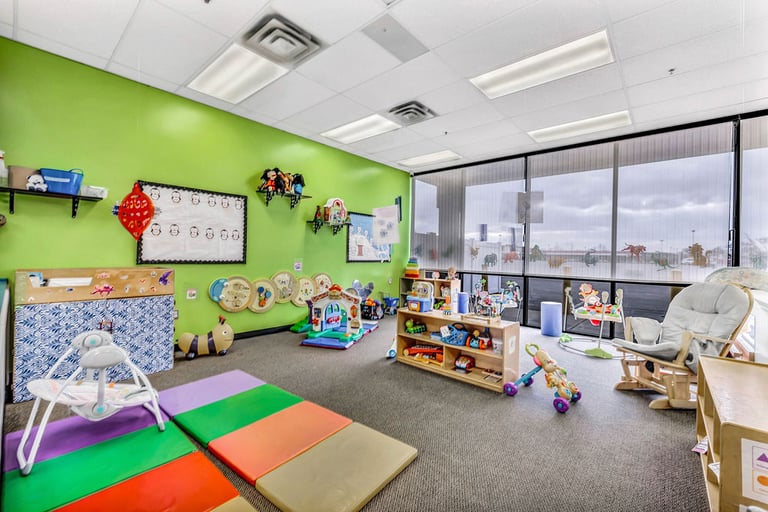 Expert Daycare & Early Learning in Hamilton, OH | Kid Works